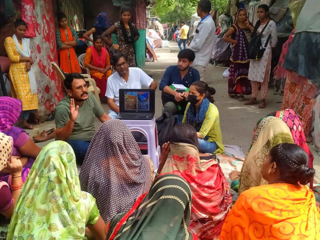 Building Resilience on Heatwaves and Enabling Communities to Face Disasters